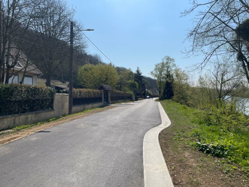 EuroVelo caniveau CC2 - Profil 06 piste cyclable béton coulé