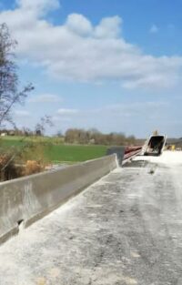 bordure de sécurité GBA - Profil 06 bordure béton coffrage glissant